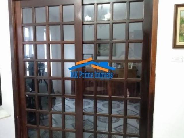Sobrado na Vila Pestana dormitórios sendo 1 suite vaga para 3 autos