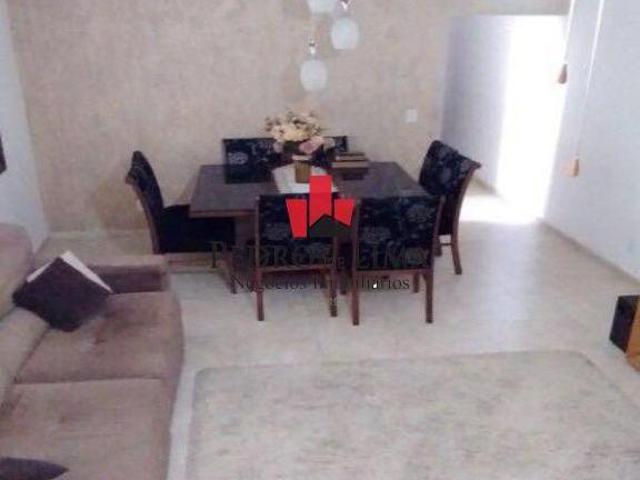 Sobrado na Vila Ré 3 dorms, 3 suítes, 2 salas, 3 banheiros, 2 vagas 265m² área útil