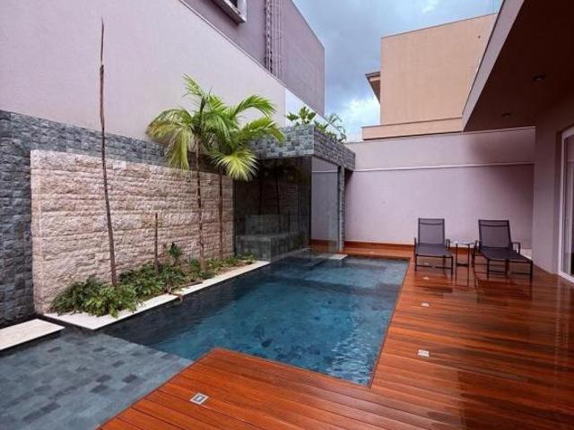 Sobrado na Villa São Vicente por R$ 5.800.000,00