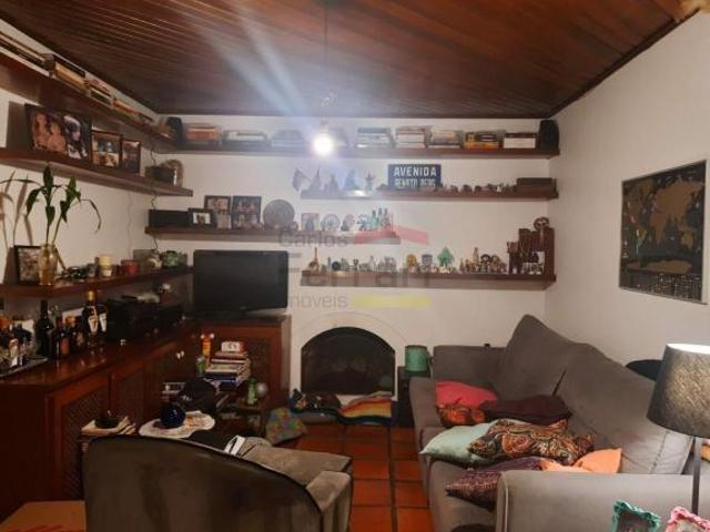 SOBRADO NO MANDAQUI COM 3VAGAS E 2 SALÕES, 395 M²