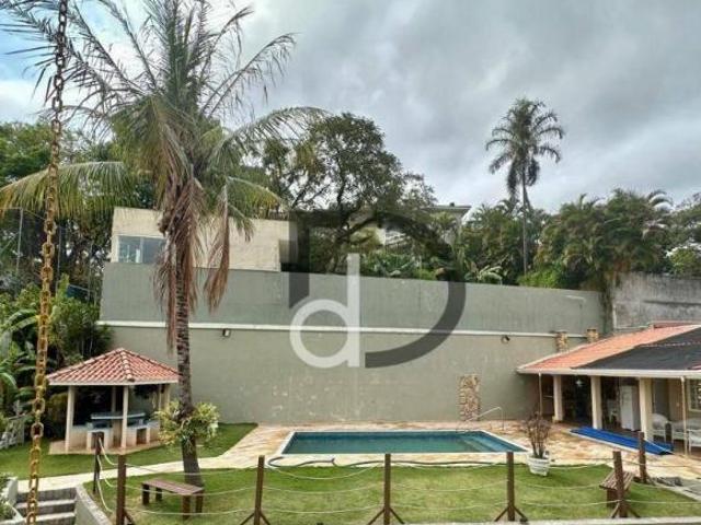 Sobrado no Marambaia com 4 quartos à venda, 415 m² de área construída, por R$ 1.899.000 Vinhedo/SP