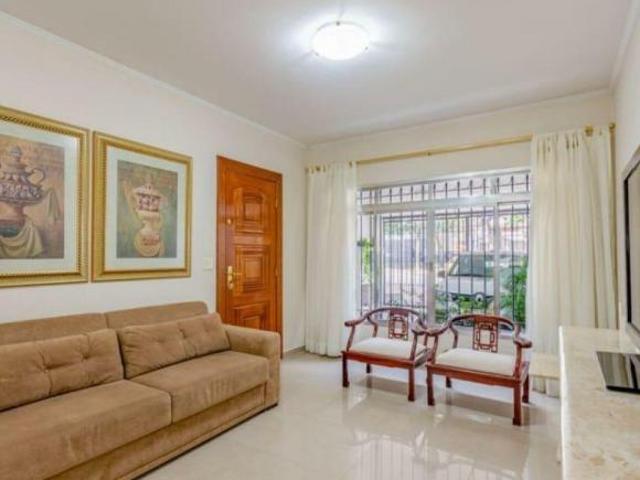 Sobrado no melhor da Vila Alexandria