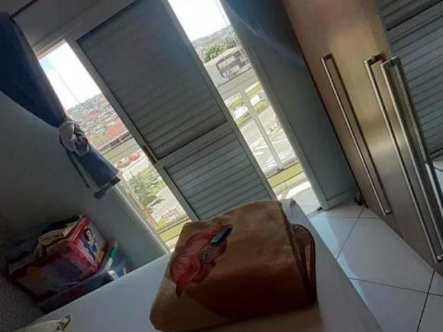 Sobrado no ABC, 3 dorms, 1 suíte, sacada, 2 vagas, planejados, área gourmet