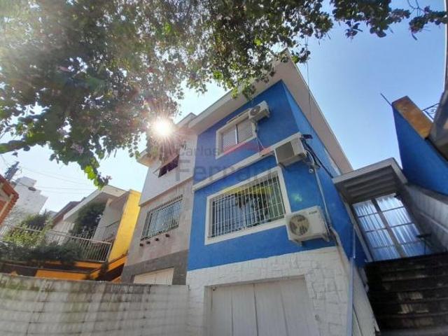 Sobrado no Alto de Santana, com 172m² com 3 suítes, 2 vagas