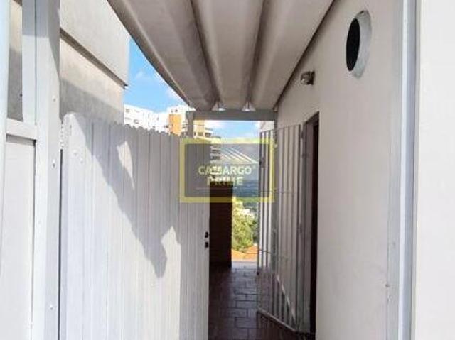 Sobrado no Alto de Pinheiros para venda ou locação!