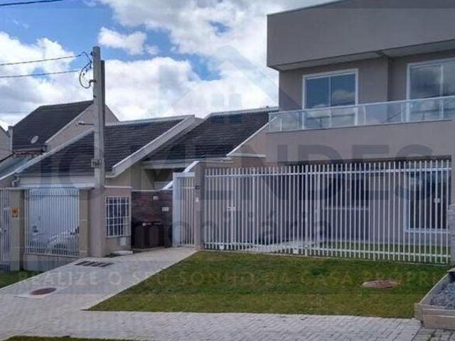 SOBRADO NO BAIRRO ALTO | CONFORTO, LOCALIZAÇÃO E ÓTIMO CUSTO BENEFÍCIO