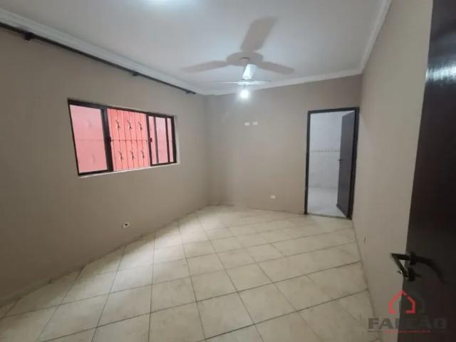 Sobrado no bairro da Vila Valença São Vicente/SP