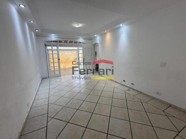 Sobrado no Bairro do Limão, 4 dormitórios, 1 suíte, 2 vagas, dependência empregada