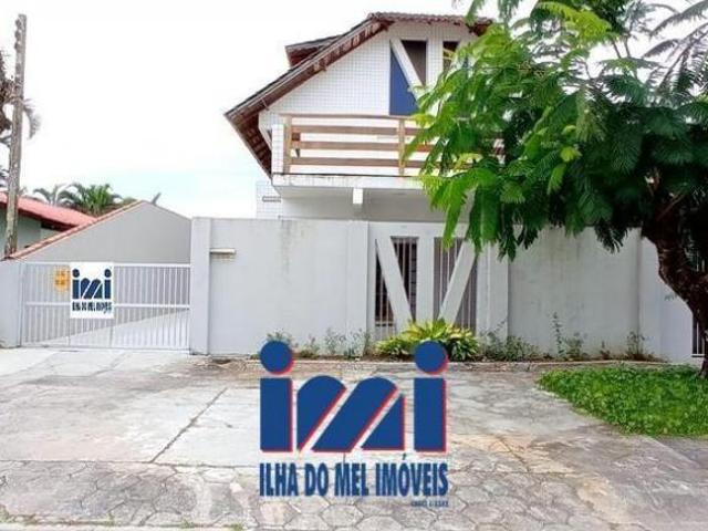 Sobrado no Balneário Brejatuba
