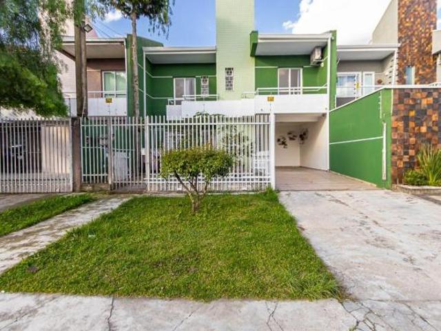 Sobrado no Boqueirão | 3 Quartos com Suíte e 2 Vagas | Excelente Oportunidade