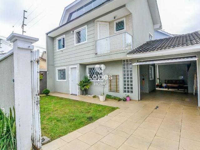 SOBRADO NO BOQUEIRÃO | 3 QUARTOS COM 1 SUÍTE | 4 VAGAS | 91M2