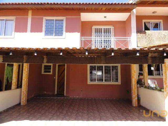 Sobrado no Boqueirao de 98 m² com 3 quartos