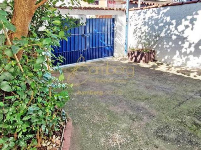 Sobrado, no Brooklin, com 2 dormitórios e 1 vaga de garagem