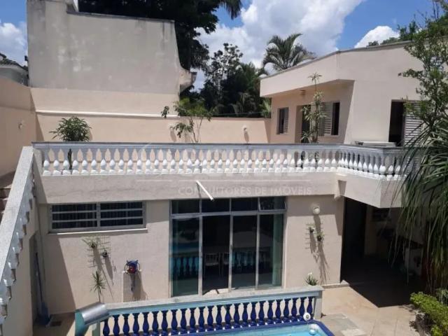 Sobrado no Brooklin, 380m², 5 quartos, 5 suítes, Closet, 8 banheiros, living 3 ambientes, 6 vagas