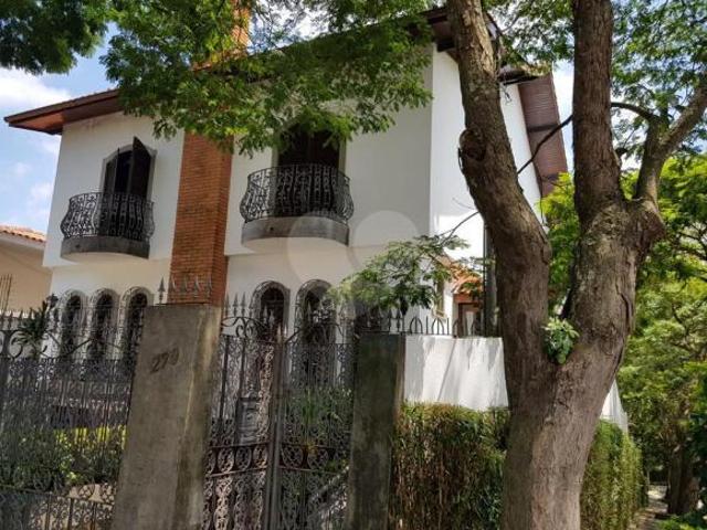 Sobrado no Campo Grande em Santo Amaro