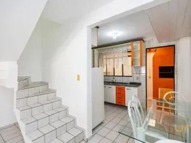 Sobrado no Cidade Industrial de 230 m² com 3 quartos