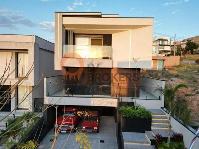 SOBRADO NO CONDOMINIO ARUA BRISAS 4 SUITES COM PISCINA