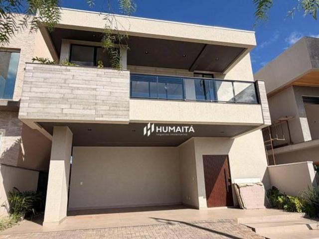 Sobrado no Condomínio Aranguá com 4 dormitórios à venda, 250 m² por R$ 1.980.000
