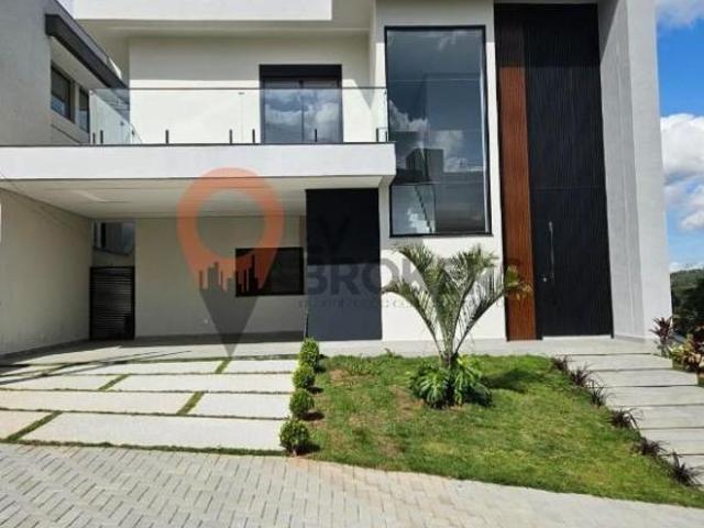 SOBRADO NO CONDOMINIO MOSAICO ESSENCE 4 SUITES LAZER COMPLETO