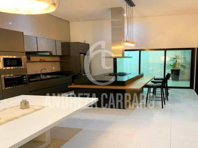 Sobrado no Condomínio SunLake *COM PLANEJADOS E AR CONDICIONADO