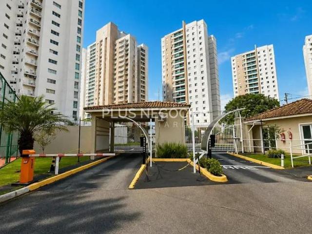 Sobrado no Condomínio Villa Campolim em Sorocaba com 3 Dormitórios, Área Gourmet e Excelente Localiz