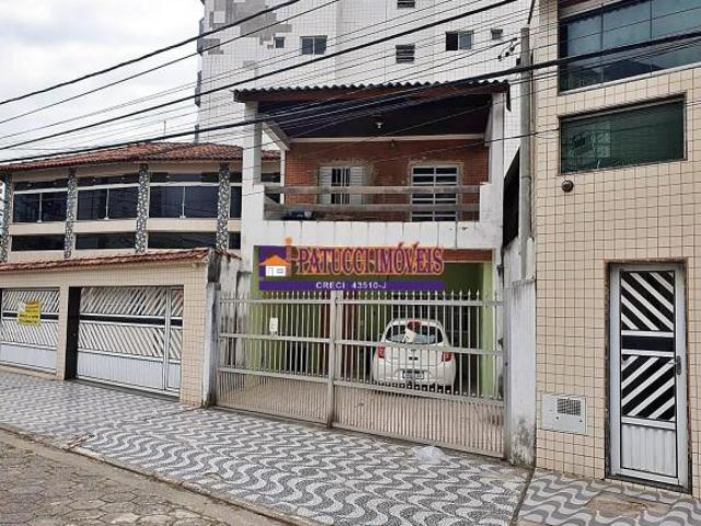 Sobrado no Coração da Ocian na Praia Grande – Apenas 1 Quadra do Mar!