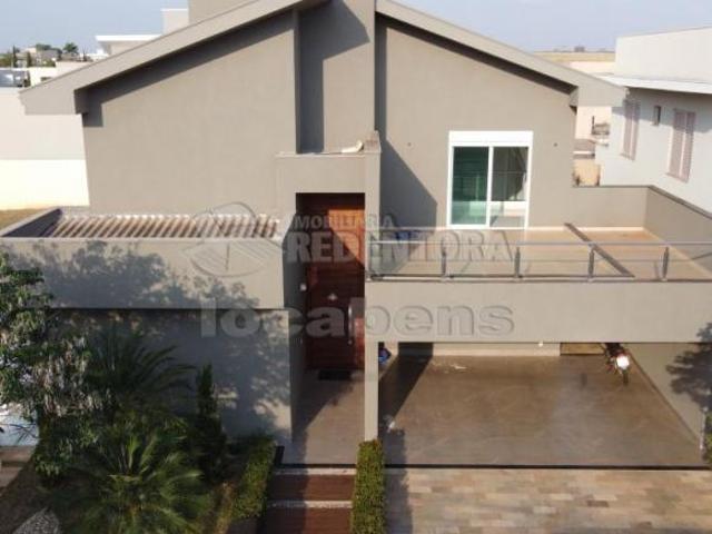 Sobrado no Damha 5 com 3 dormitórios, varanda gormet, terraço e piscina!
