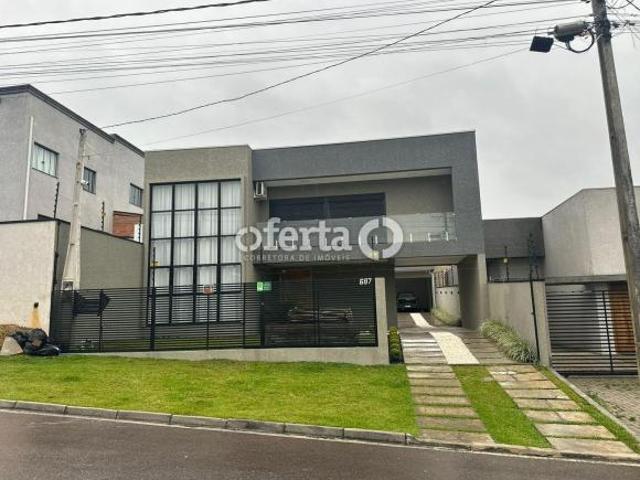 Sobrado no Fazenda Velha, em Araucária