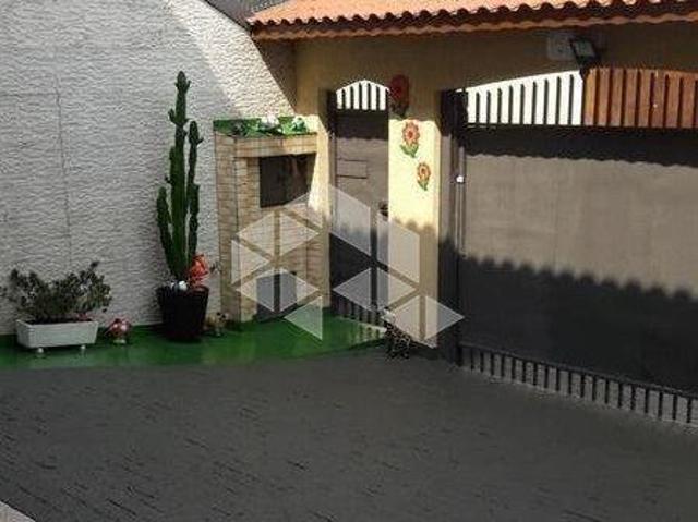 Sobrado no Horto Florestal com 3 dormitórios