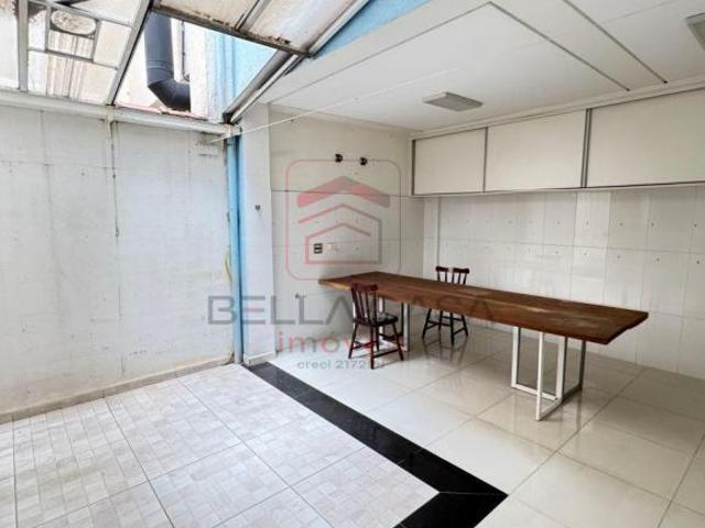 Sobrado no Ipiranga para venda e locação 3 quartos 2 suítes 2 vagas com entrada lateral!
