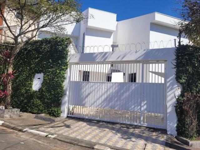 Sobrado no Jardim Adalgisa para venda