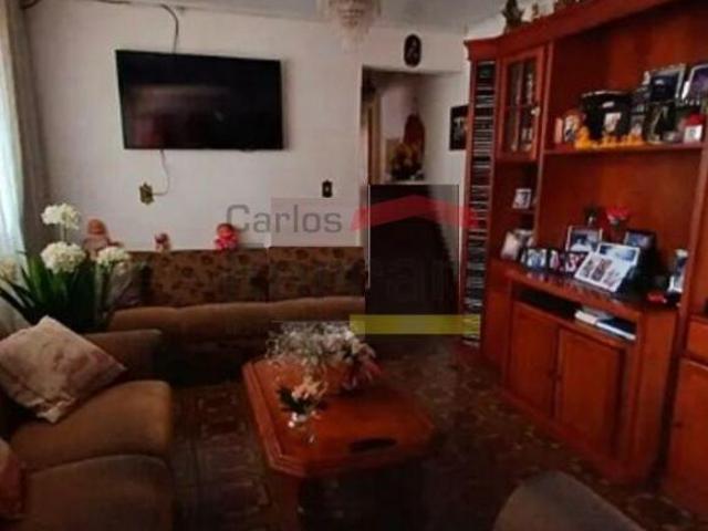 Sobrado no Jardim Brasil, 3 dormitórios sendo 1 suíte, 6 vagas