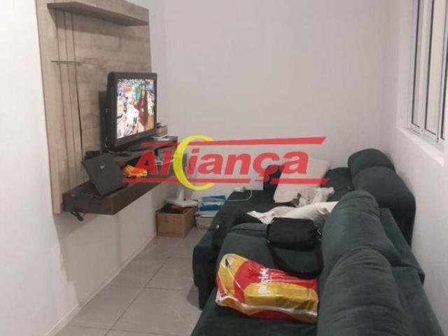 sobrado no jardim Crepúsculo, com 3 dormitórios, uma suíte, 4 vagas de garagem
