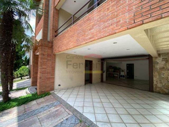 Sobrado no Jardim França em condomínio fechado