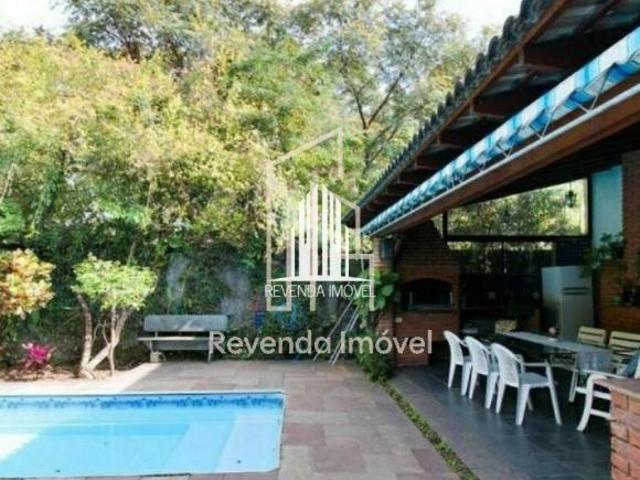 Sobrado no Jardim Leonor Morumbi 600m² 4 dormitórios 4 suítes 6 banheiros 4 vagas