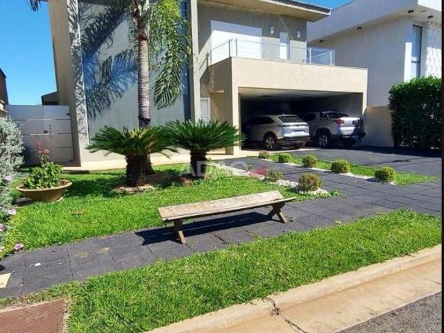 Sobrado no jardins Lisboa Casa em Condomínio com 4 Quarto s por R$ 2550000.00 no setor Jardins Lisb