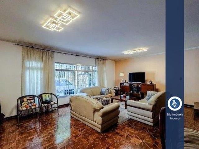 Sobrado no Jd. Anália Franco, 235m², 3 Dormitórios
