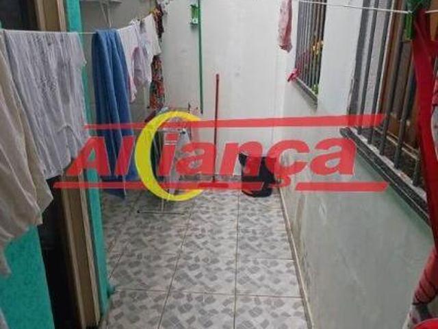 SOBRADO NO JD. TEREZÓPLOIS COM ÓTIMO ACABAMENTO, EXCELENTE LOCALIZAÇÃO