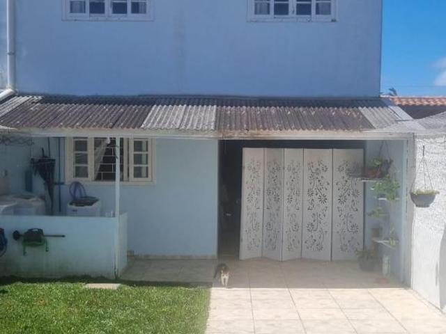 SOBRADO NO PONTAL DO PARANÁ! 03 QUARTOS, 02 BANHEIROS, EDÍCULA, SACADA!
