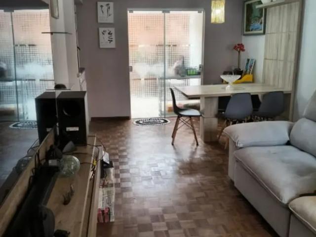 Sobrado no São Braz de 118 m² com 4 quartos