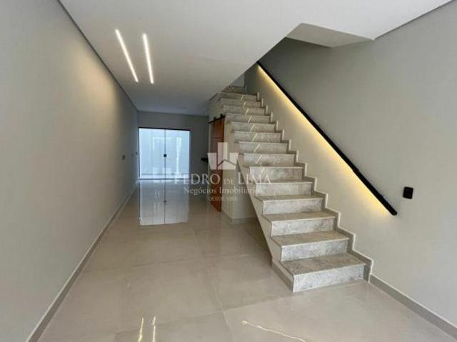 Sobrado no Tatuapé com espaço gourmet 3 quartos sendo 1 suite 2 vagas de garagem