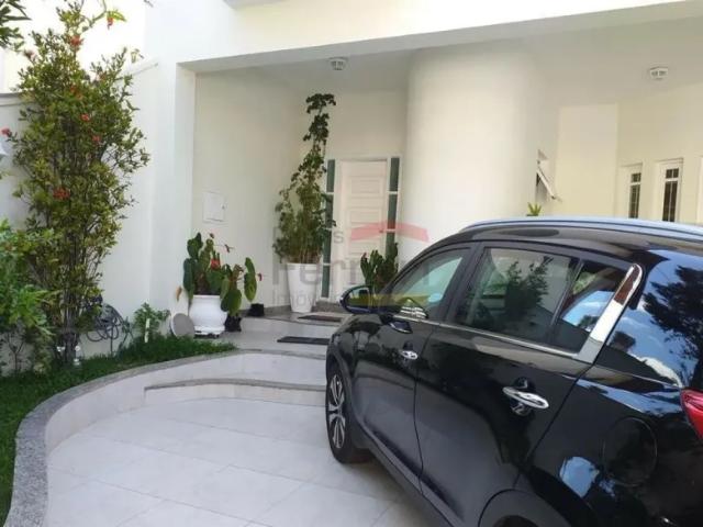 Sobrado no tremembé / jardim bibi, com 4 suítes, 6 vagas de garagem, piscina e churrasqueira