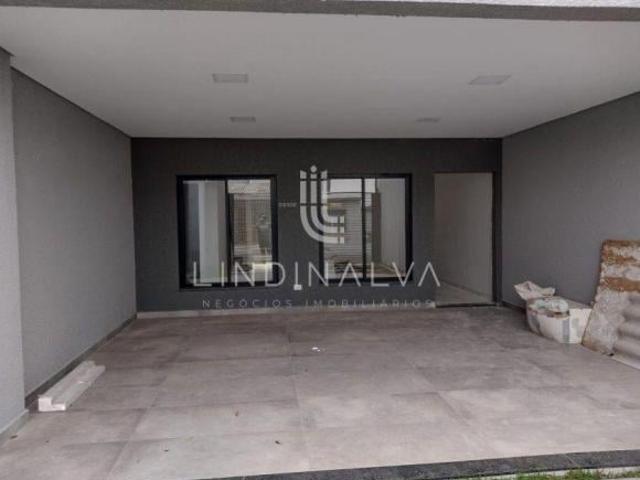 Sobrado no Três Bandeiras, com suíte, 2 quartos e espaço gourmet recém construído