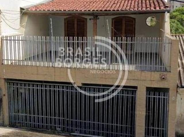 Sobrado no Trujillo com Grande Potencial de Valorização por Apenas R$ 320 Mil