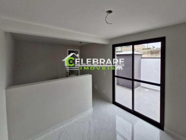 SOBRADO NO UBERABA! 03 QTOS,SUÍTE,CLOSET,SACADA,TERRAÇO