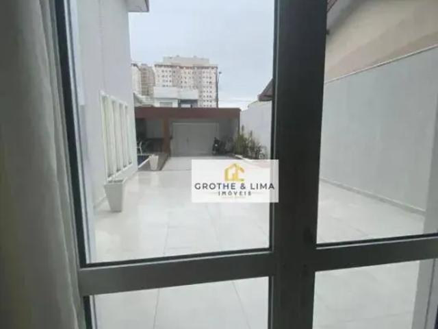 Sobrado no Vila Branca Jacareí