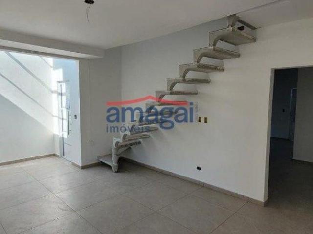 SOBRADO NO VILLA BRANCA