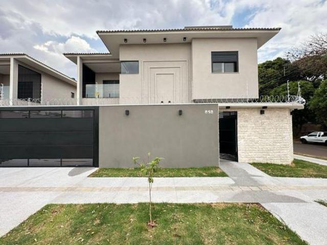 Sobrado no Villas Boas Sofisticação e Conforto