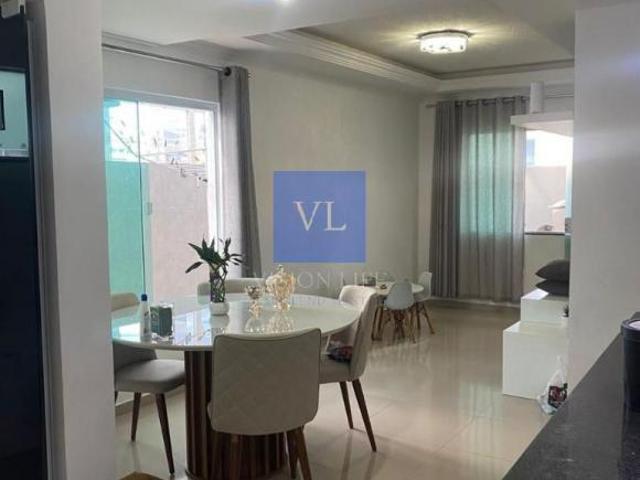Sobrado no Vitória Régia, Cidade Industrial de Curitiba 3 Quartos, 1 Suíte, 2 Salas 3 Vagas de Gar