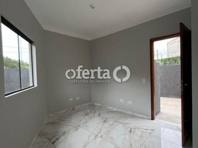 Sobrado no Vitória Régia, em Curitiba